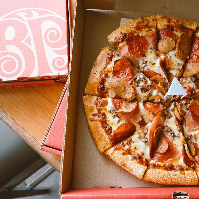 Boston's Pizza Restaurant & Sports Bar | Boston's Pizza Restaurant ...